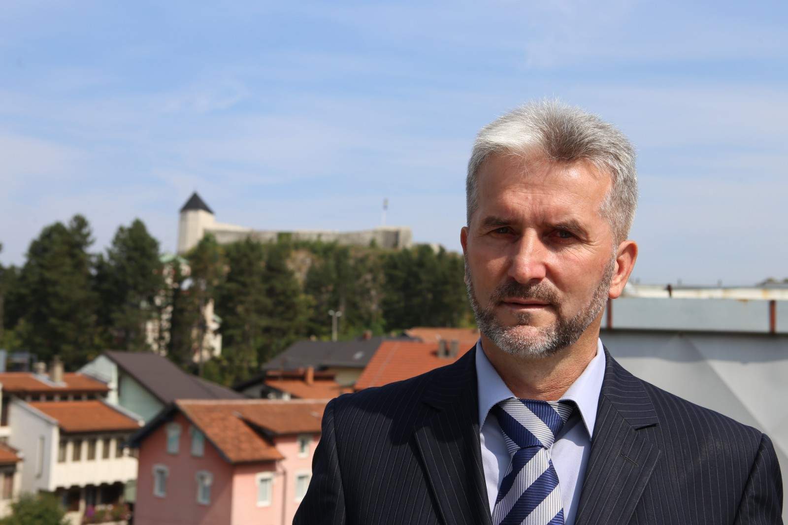 Esmir Bašić, predsjednik SBNVO: Bošnjacima prijeti sistemsko ...